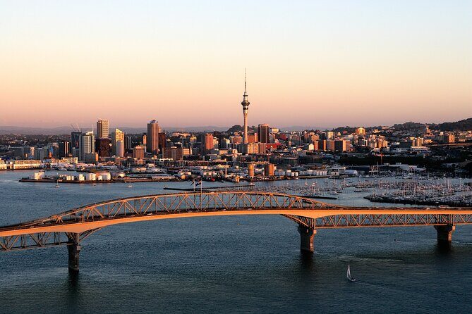 2 Night Auckland - Arrival Option with Hobbiton and Waitomo Caves - Transport and Group Size