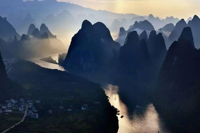 2-night Combo Package: Sunrise Photo of Yangshuo and Longsheng Rice Terraces - The Experience Provider