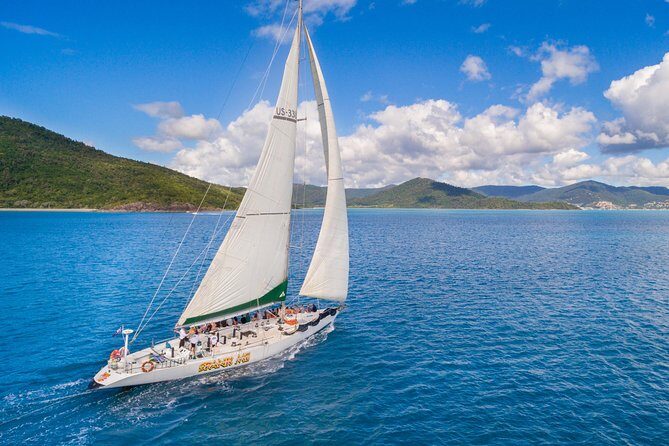 2-Night Whitsundays Sailing Cruise incl. Whitehaven Beach & Great Barrier Reef - The Experience from the Guest’s Perspective