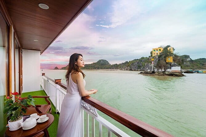 2 Nights Stay on Luxury Cruise Explore Halong Bay & Cat Ba Island - Key Points