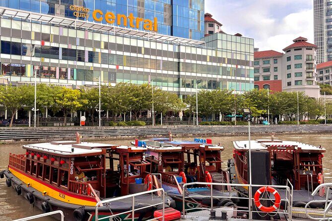 2 Pax Bundle Singapore River Cruise and Stunning Light Shows - Key Points