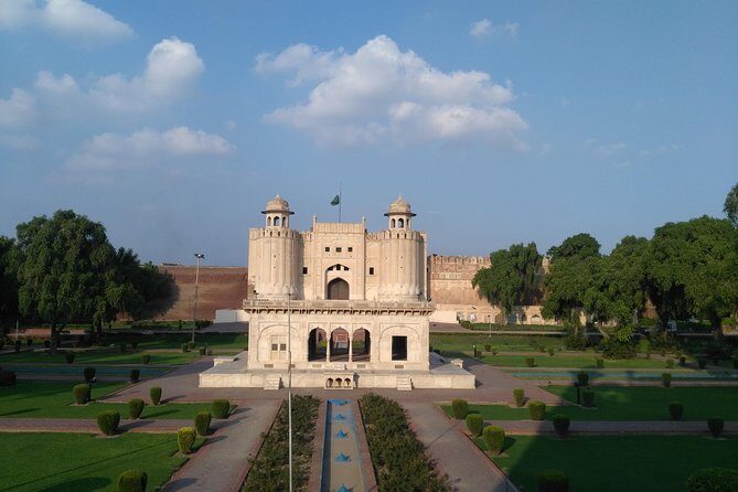 2-Perfect Days in Lahore with a Local Tour Guide - A Detailed Look at the Tour Experience