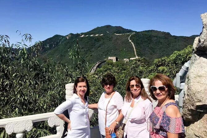 2 person Beijing Wall Tour in Spanish - What to Expect on the Tour: A Deep Dive