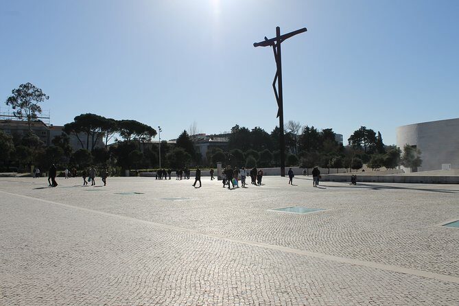 2 Tours Private / Tour FÁTIMA Second day Tour SINTRA - What’s Included and What’s Not