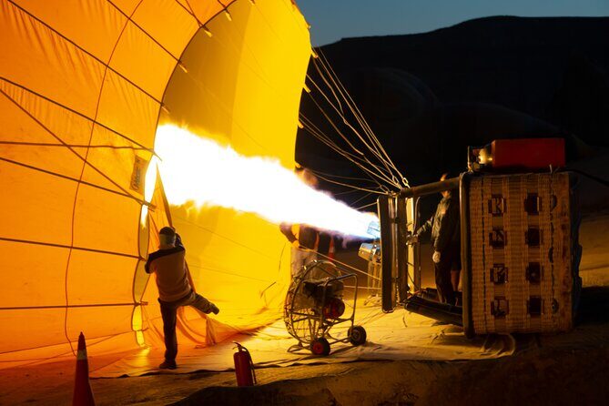 2 way Airport Transfer + Hot Air Balloon + 1 Day Tour (Green or Red) - The Balance of Organized Travel and Flexibility