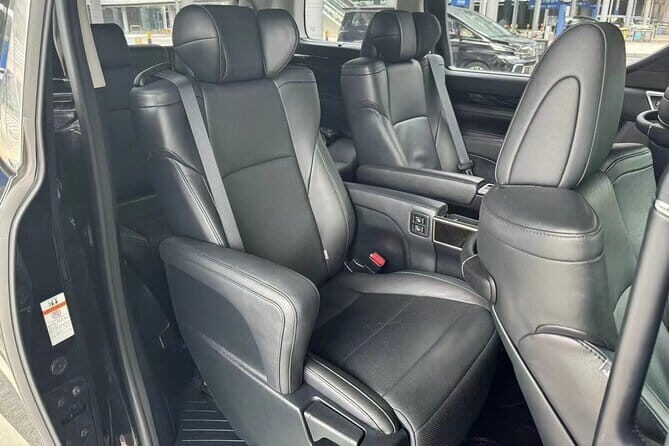 24 Hours Private Transfer from Hong Kong to Macau by 6 Seats Car - The Details: What Travelers Can Expect