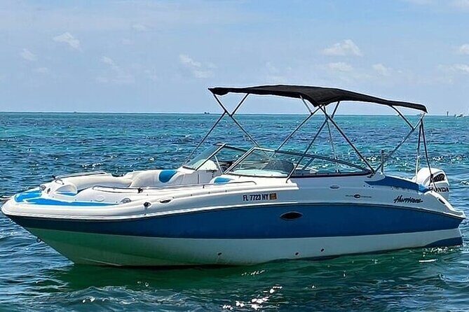 24' Hurricane Sundeck Boat Rental - Key Points