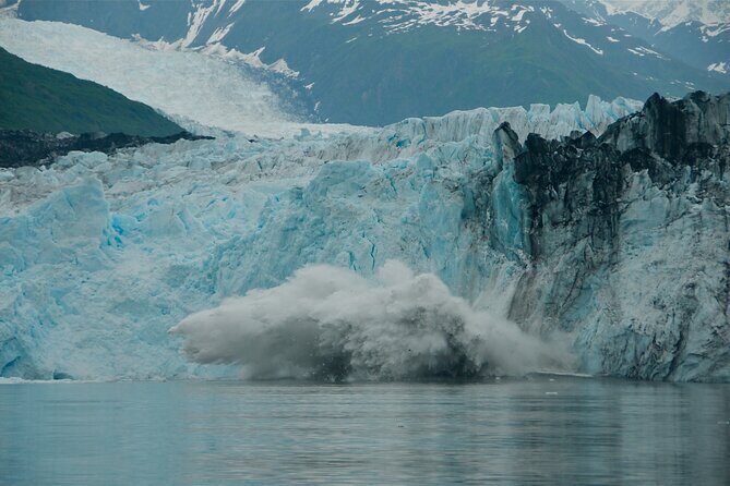 26 Glacier Cruise and Coach from Anchorage, AK - An In-Depth Look at the Tour Experience