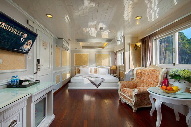 2D1N Bai Tu Long Bay on Luxury Wooden Junk - Value and Practicalities