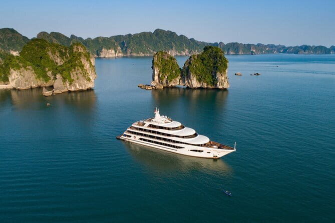 2D1N Exclusive Luxury Tour to Ninh Binh and Halong - Authentic Traveler Perspectives