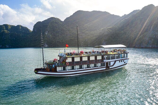 2D1N: Halong Bay 4-Star Cruise - Cave, Kayak, Swim, Meals - Key Points