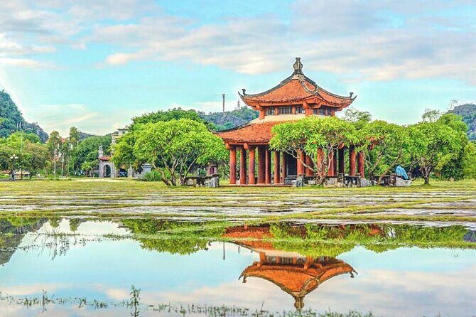2D1N Ninh Binh tour: Hoa Lu -Tam Coc -Mua Cave -Bai Dinh-Trang An - What Travelers Are Saying