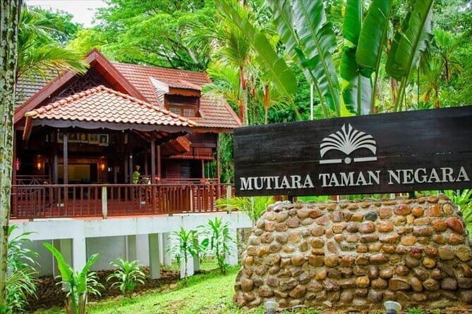 2D1N Taman Negara Explorer Tour from Kuala Lumpur - The Next Day: Trekking and Panoramic Views