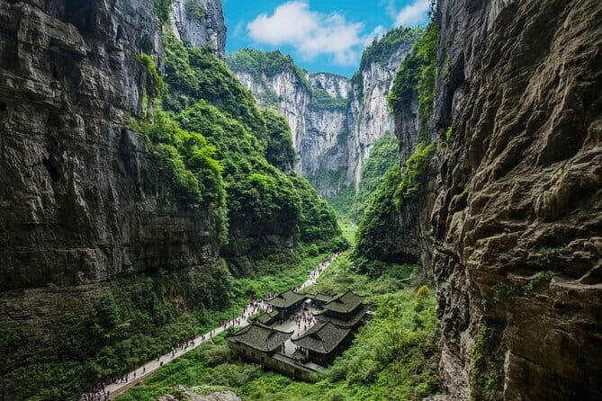 2Day Wulong Karst Park+Dazu Carvings World Heritage Private Tour - Key Points