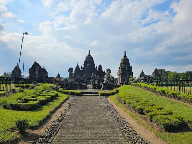 2DTour Borobudur, Prambanan Temples & Jomblang, Pindul caves - Exploring Yogyakarta in Two Days: Borobudur, Prambanan, and Cave Adventures