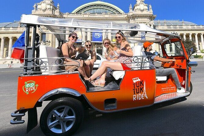 2H Private Electric Tuktuk Tour in Paris - Key Points