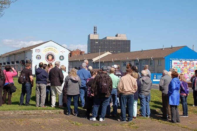 2hours Republican & Loyalist Mural Black Taxi Tour from Belfast - FAQ