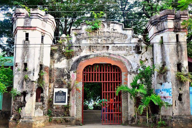 2in1 City tour and museum with pick up at hotel or cruise port - Key Points