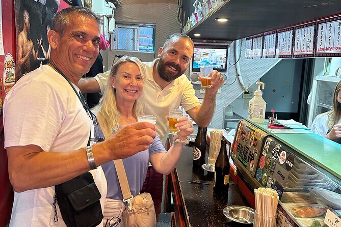 3/4/5 Hours Private Tour in Osaka with Local Guide - Osaka Castle: A Majestic Landmark & History Lesson