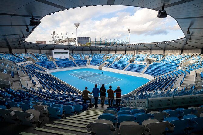 3/4 Day Sports Lovers Bus Tour of Melbourne - Authentic Experiences and Guide Insights