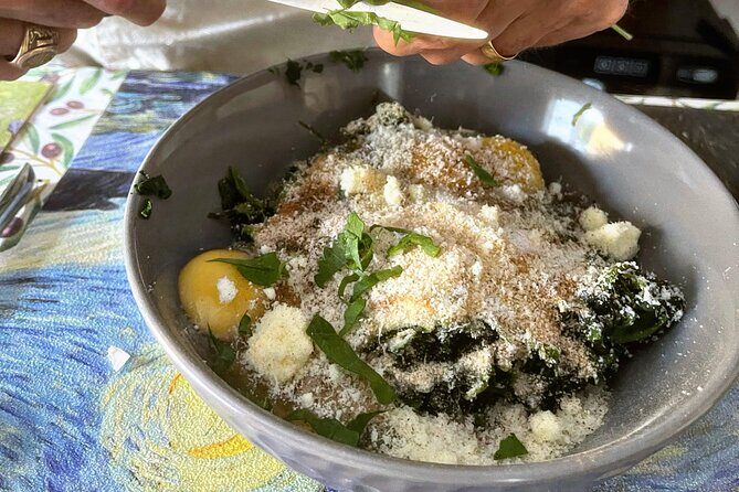 3.5 Hours Fresh Pasta and Tiramisù Cooking Class with Meal - FAQs