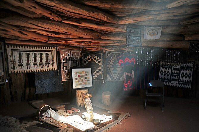 3.5 Hours of Monument Valley's Cultural 4×4 Tour - A Closer Look at the Monument Valley Cultural Tour