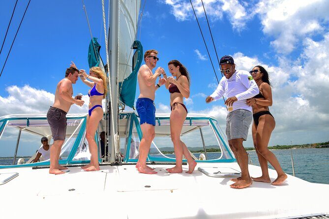 3.5hr Private Catamaran Cruise with Snorkeling, DJ, Bar, Food - An Inside Look at the Private Catamaran Cruise