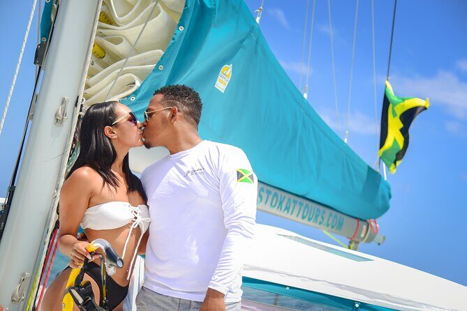 3.5hr Private Catamaran Cruise with Snorkeling, DJ, Bar, Food - FAQ