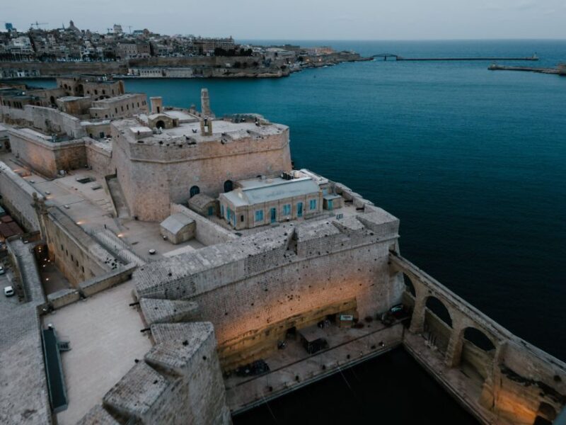 3 cities: Private Insider Walking Tour with Licensed Guide - Key Points
