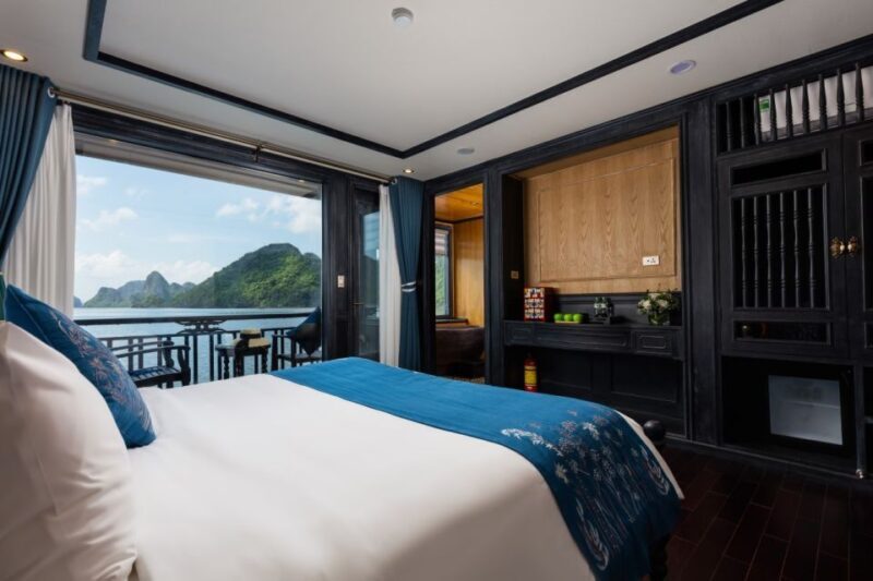 3-Day 2-Night Lan Ha Bay 5-Star Cruise - Day 3: Exploring Cat Ba and Return to Hanoi