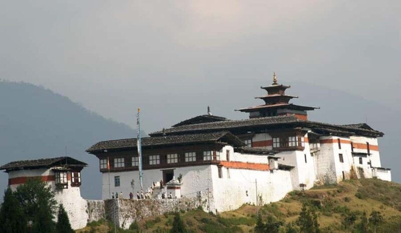 3-Day Dagana Dzong & Stone Carvings Heritage Tour - Key Points