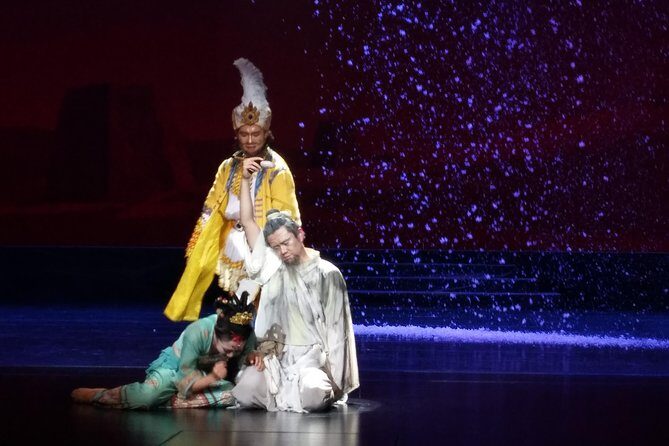 3-Day Dunhuang VIP Silk Road Tour: Mogao Grottoes and Han Great Wall - The Final Word