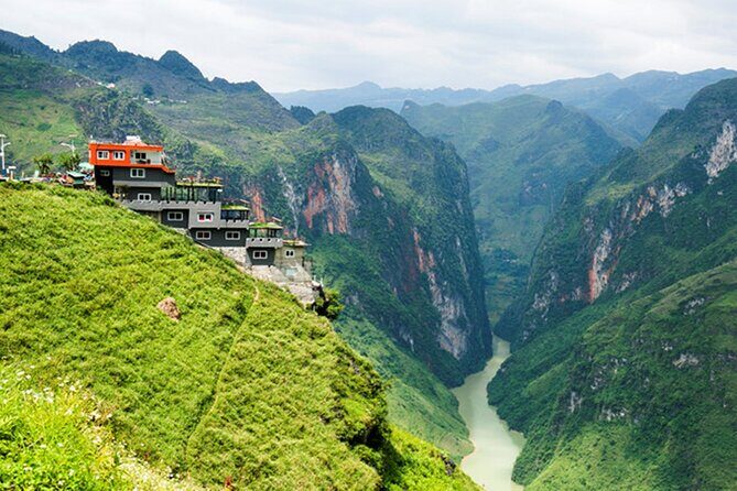 3 Day Hanoi to Ha Giang Shared City Tour with Bus - Day 1: Into the Mountains and Village Life