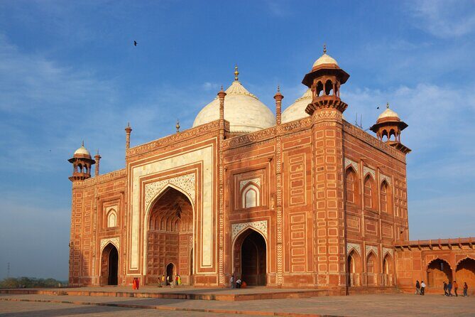 3 Day Luxury Golden Triangle Tour to Agra & Jaipur from New Delhi - FAQ