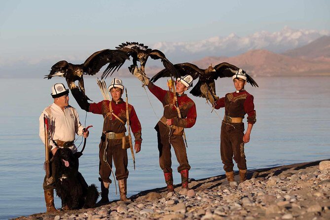 3-Day tour around Issyk Kul Lake with Yurt stay and Eagle hunting show - Key Points