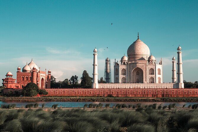3-Day Tour to Delhi, Agra, Jaipur from Mumbai with one-way Commercial Flight - Key Points