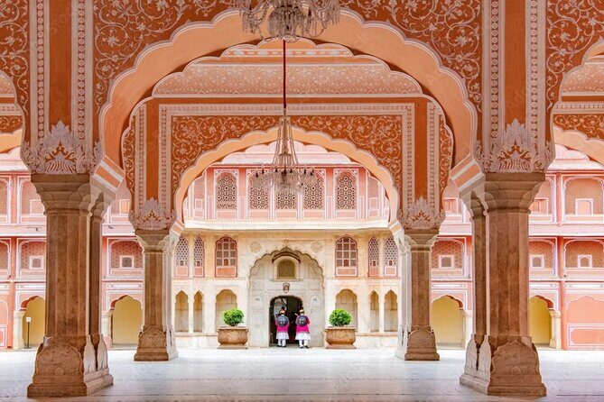 3-Day Tour to Delhi, Agra, Jaipur from Mumbai with one-way Commercial Flight - FAQ