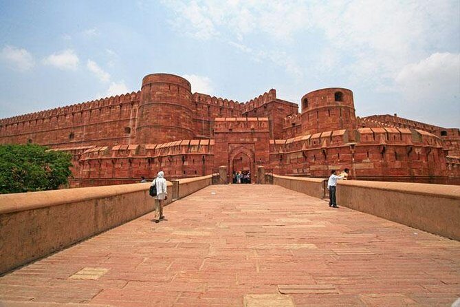 3-Day Tour to Delhi, Agra, Jaipur from Pune with one-way Commercial Flight - FAQ