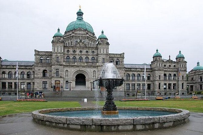 3-Day Vancouver City Tour Package With Whistler and Victoria Optional Private - Who Should Consider This Tour?