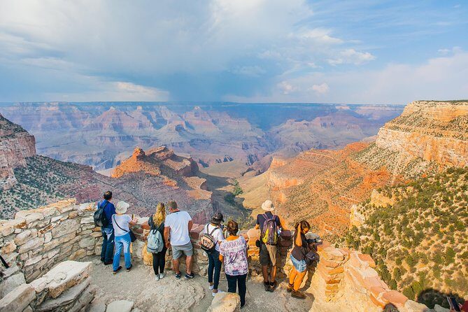 3-Day Winter Grand Canyon, Monument Valley and Zion Tour - Day 2: Monument Valley and Horseshoe Bend