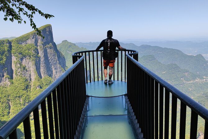 3-Day Zhangjiajie Panoramic Highlights Tour - Day 2: Adventure and Awe in Zhangjiajie