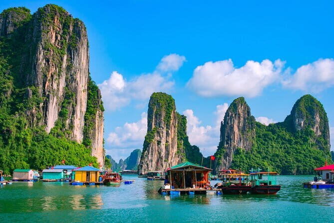3 Days 2 Nights Aboard Luxury Cruise in Halong from Hanoi - Getting There: Comfort and Convenience