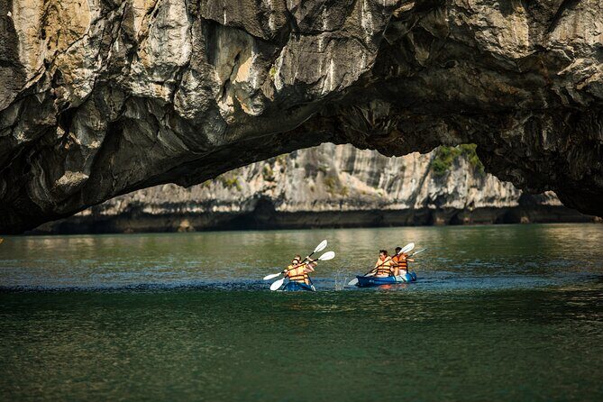 3 Days 2 Nights Luxury Halong Bay Cruise Tour from Hanoi - Key Points
