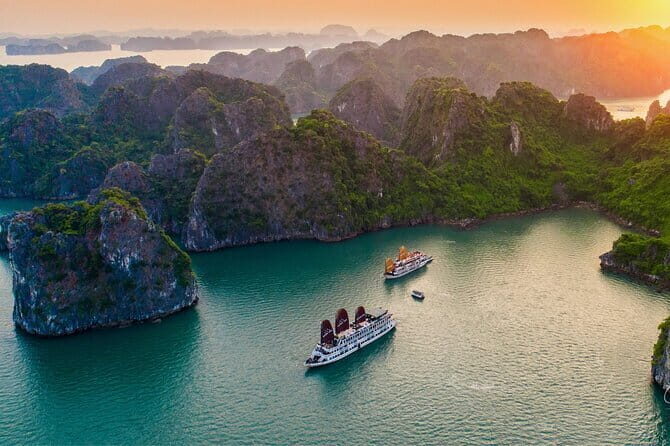 3 Days and 2 Nights Valentine 5 Star Cruise in Halong Bay - Introduction
