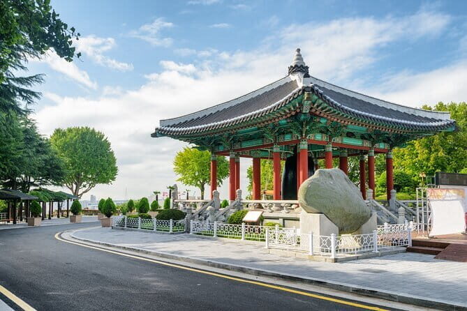 3 Days Busan and Gyeongju Private Tour - Transportation, Duration, and Practicalities
