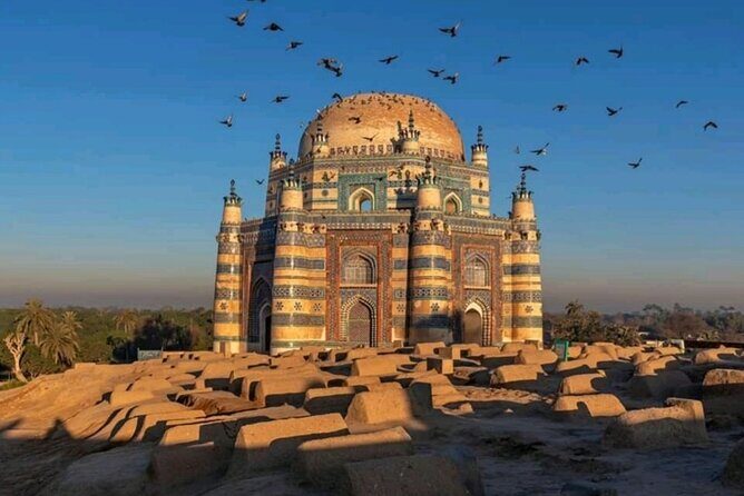 3-Days Guided Tour Of Multan, Bahawalpur, Uch Sharif & Derawar Fort (Cholistan) - Key Points