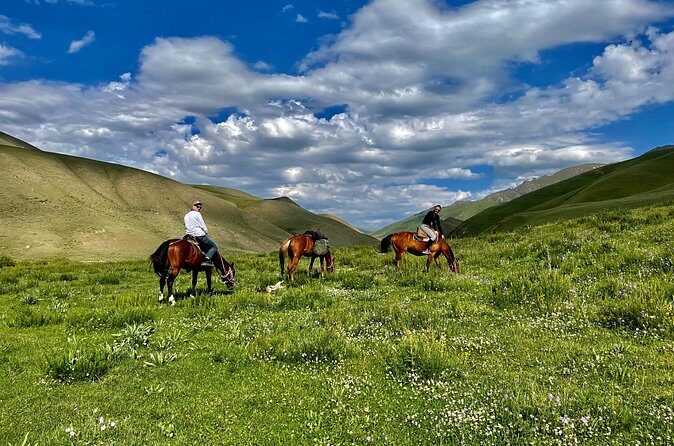 3 Days Horseback Riding to Song Kol Lake from Kyzart Village - Authenticity and Cultural Highlights