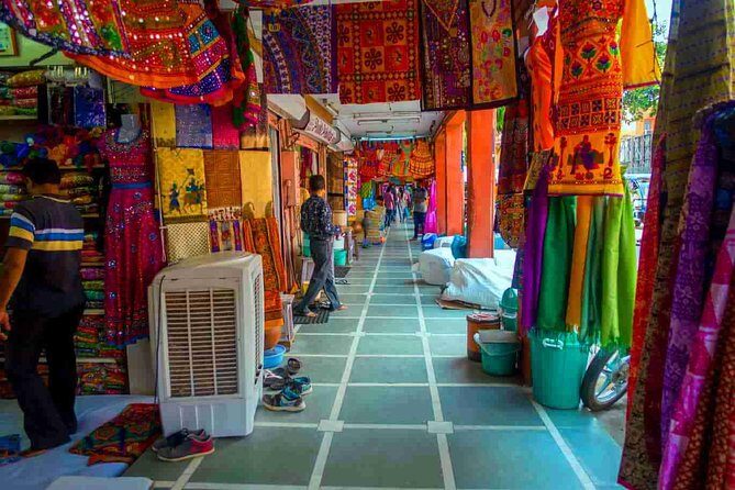 3-Days Luxury Golden Triangle Tour from Delhi includes,Hotel,Guide and A-C Car - Conclusions: Who Should Consider This Tour?