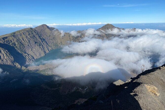 3 Days Mount Rinjani Complete Tour @All In One Price - An In-Depth Look at the Mount Rinjani 3-Day Tour