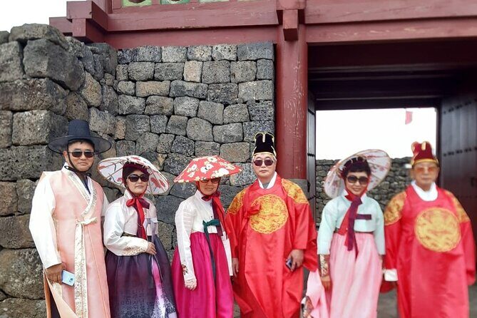3 Days Private jumbo taxi Tour in Jeju Island with Mr.Ko (Suhong) - Who Should Book This Tour?